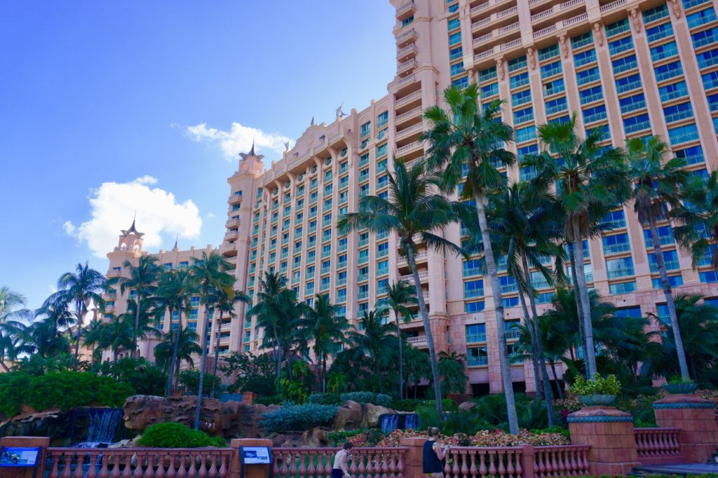 Atlantis A Mid-Winter Tropical Vacation - Distinctly Southern Style