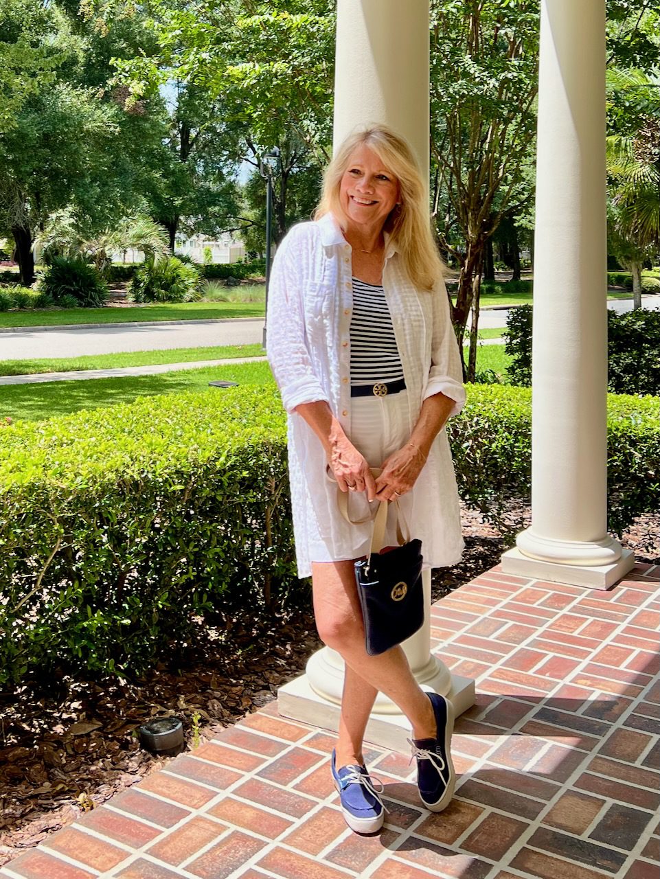 Simple Ways to Wear A White Top - Distinctly Southern Style