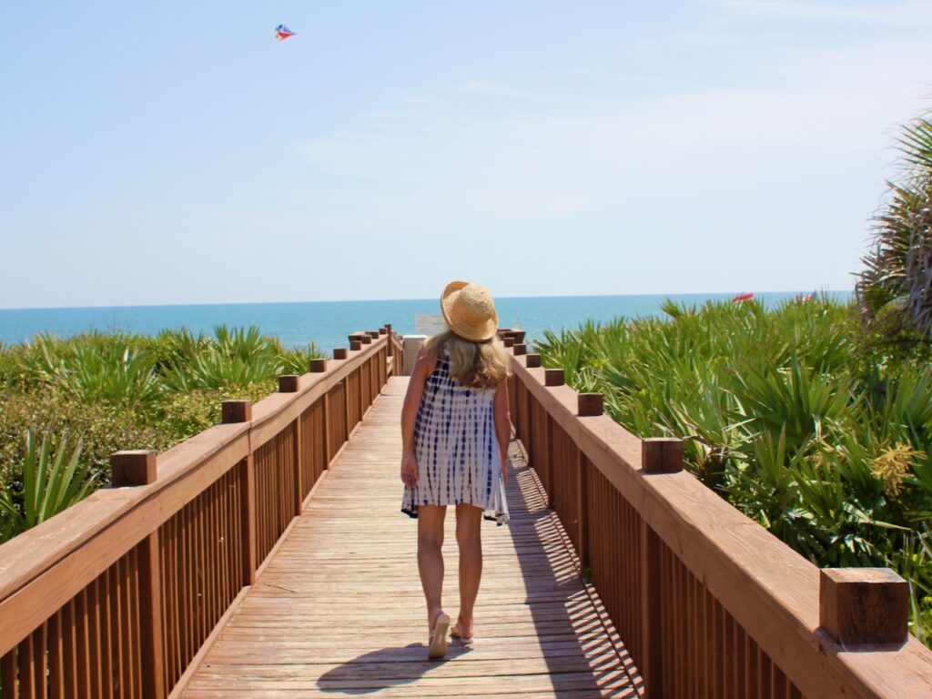 6 Ways To Enjoy The Dog Days Of Summer - Distinctly Southern Style
